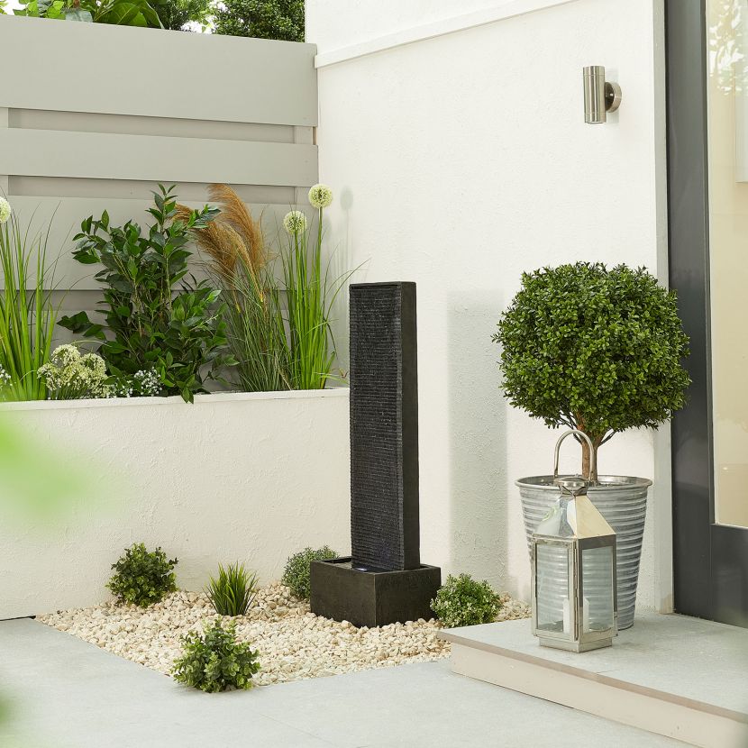 Webster Led Light-Up Water Feature - Competition Fox