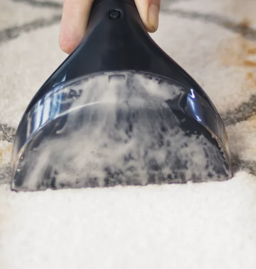 BISSELL SpotClean Pro Spot Cleaner – 30/03 – Competition Fox