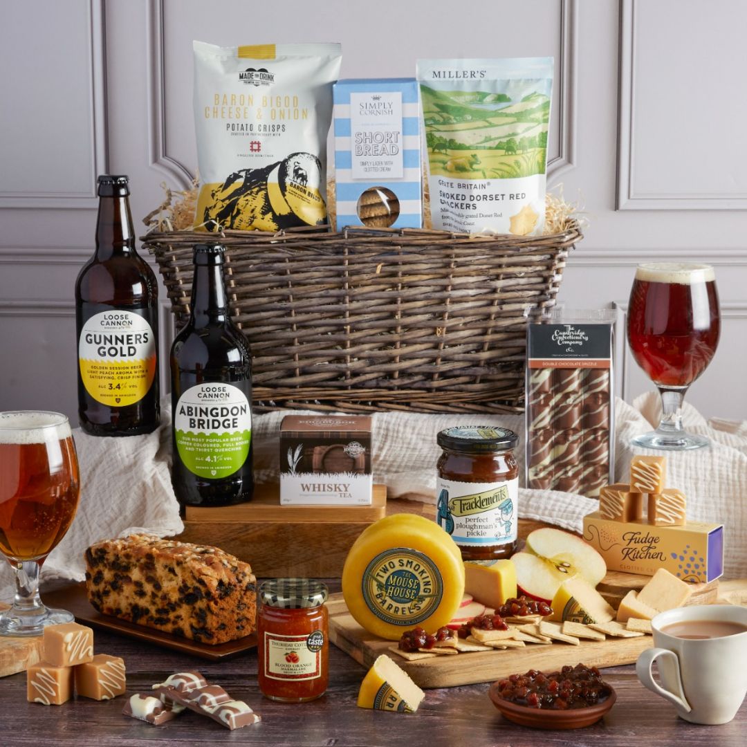 GENTLEMAN'S TEA BEER HAMPER- AUTO WIN 31/05 - Competition Fox