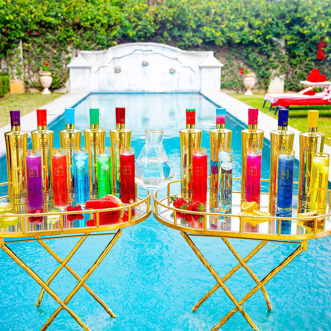 AU VODKA FULL FLAVOUR COLLECTION - Competition Fox